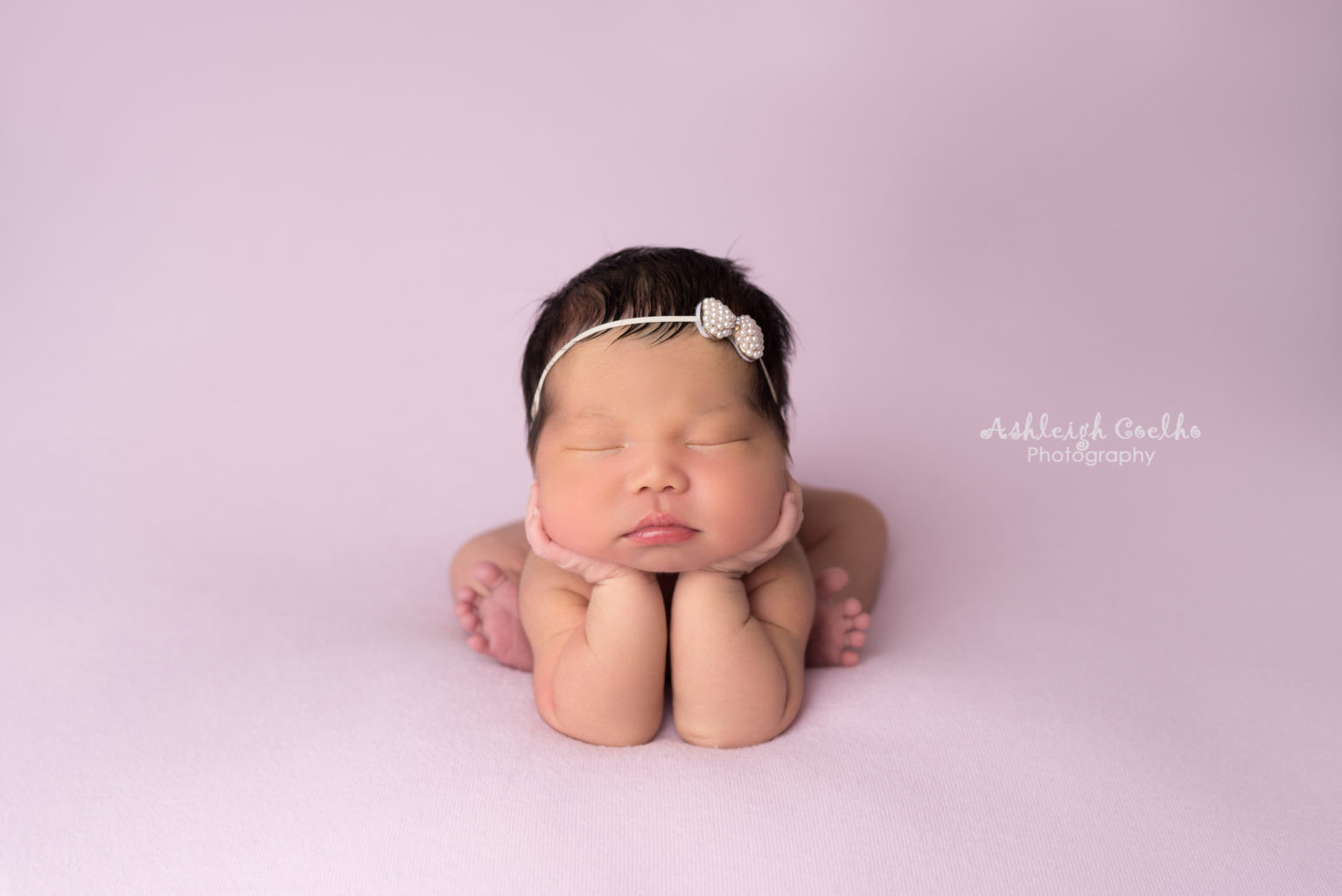 Newborn_Girl_Frog_Froggy_Froggie_Pose_Pink_Pearl_Photographer_McKinney ...