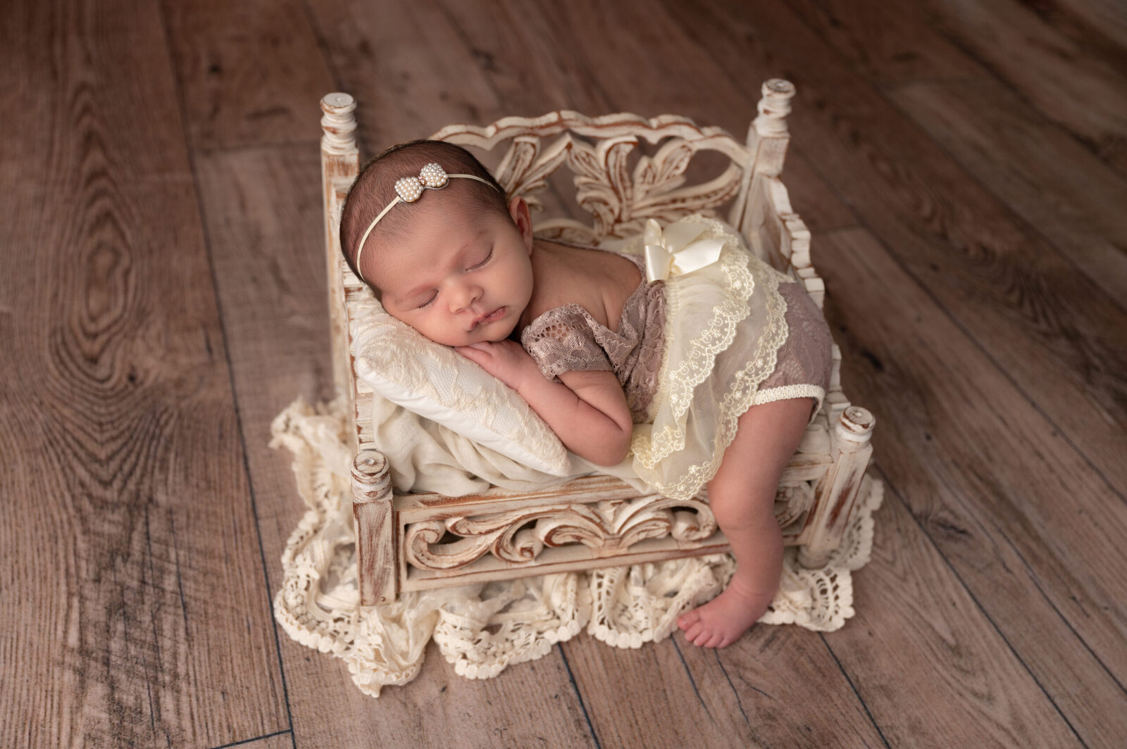 Home - Ashleigh Coelho Photography - specializing in newborn, maternity ...